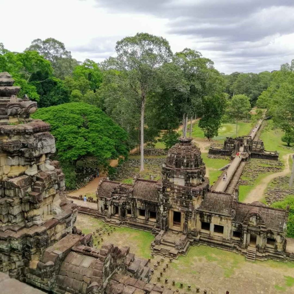Private Angkor Wat mix temples photo tour [views from the top - guided ...