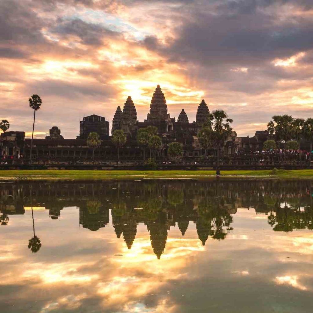Angkor Wat 2-Day Tour | Private Sunset - Sunrise Guided Angkor Tour
